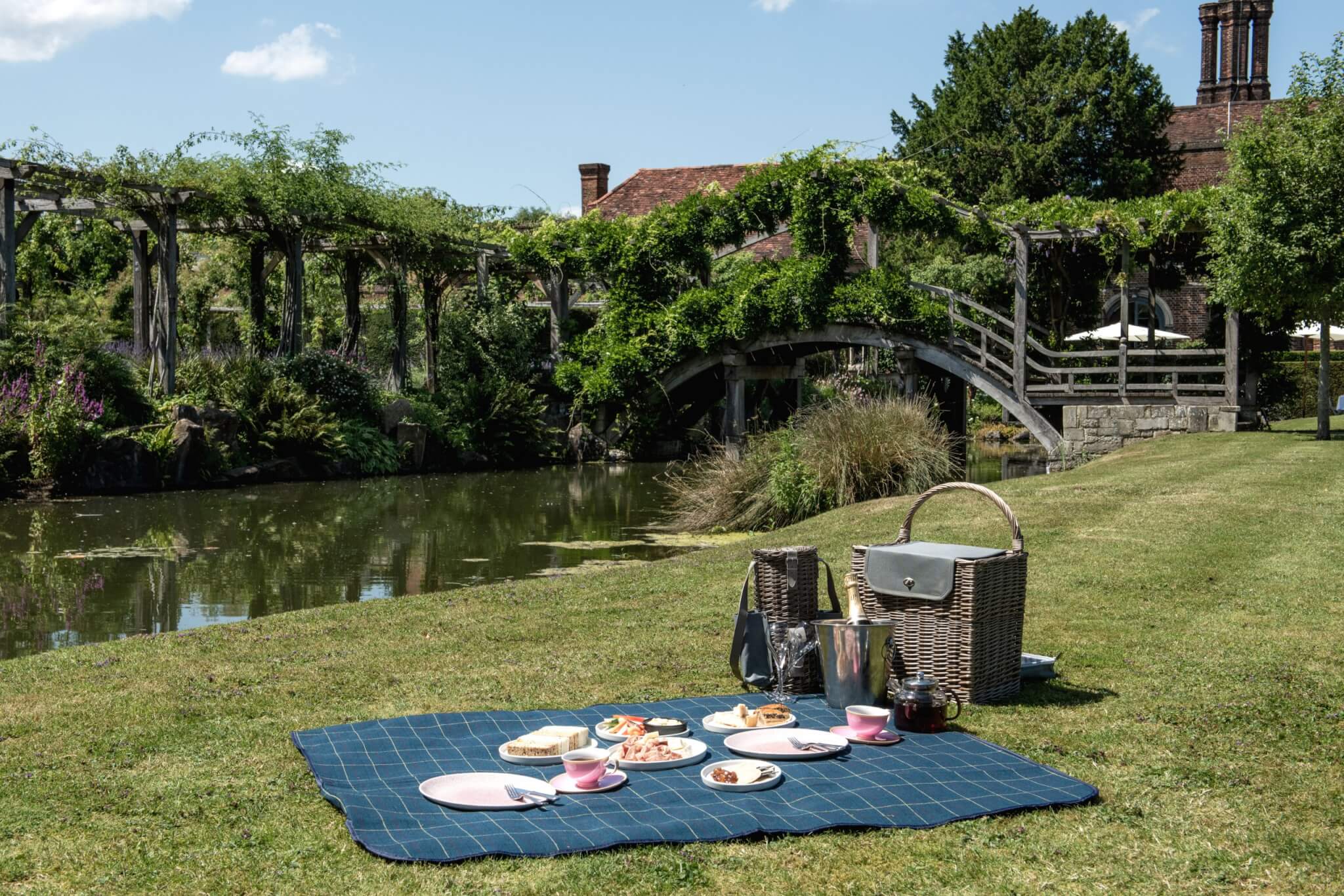 Pool & Picnic | Alexander Hotels