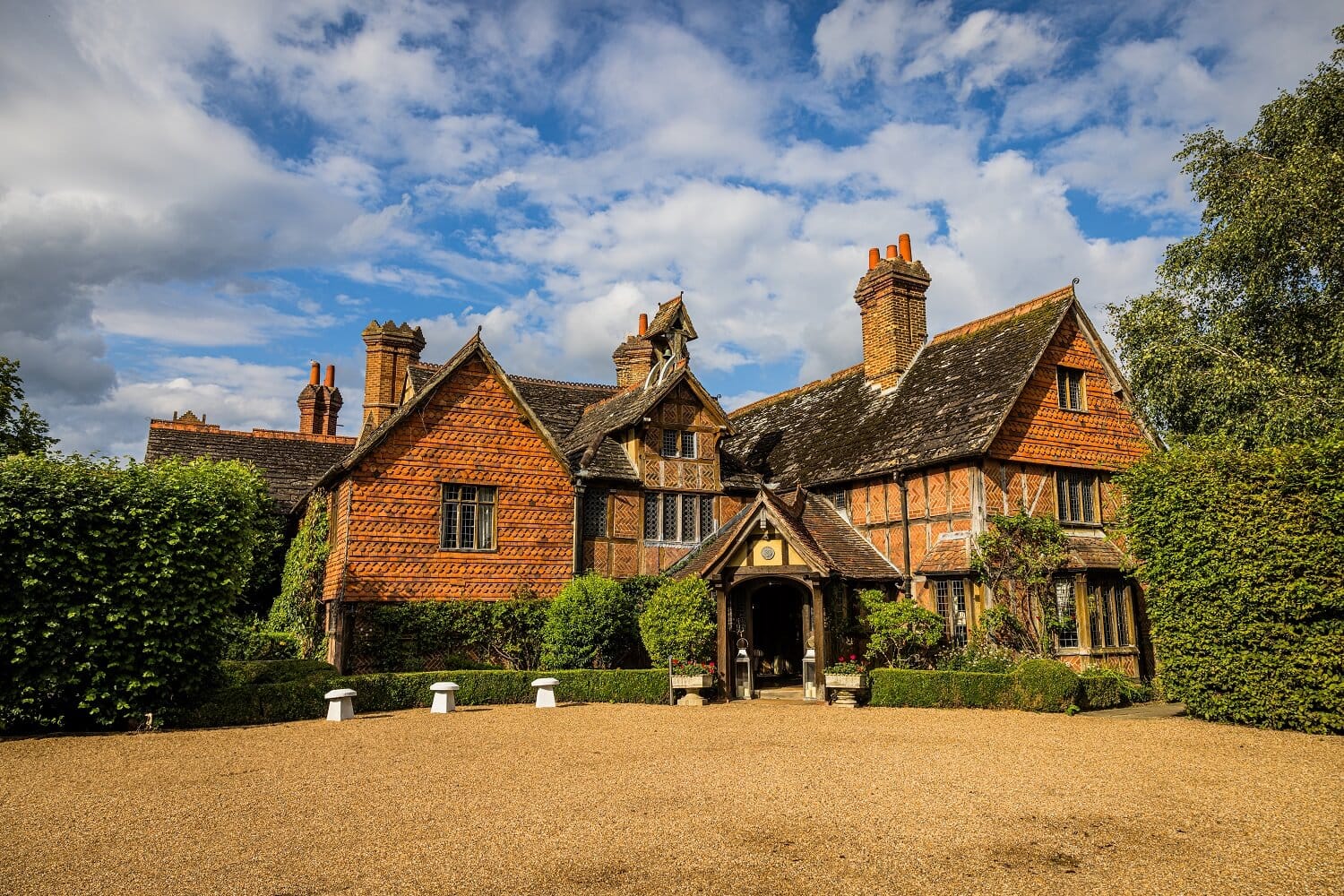 Langshott Manor Summer Wedding | Alexander Hotels